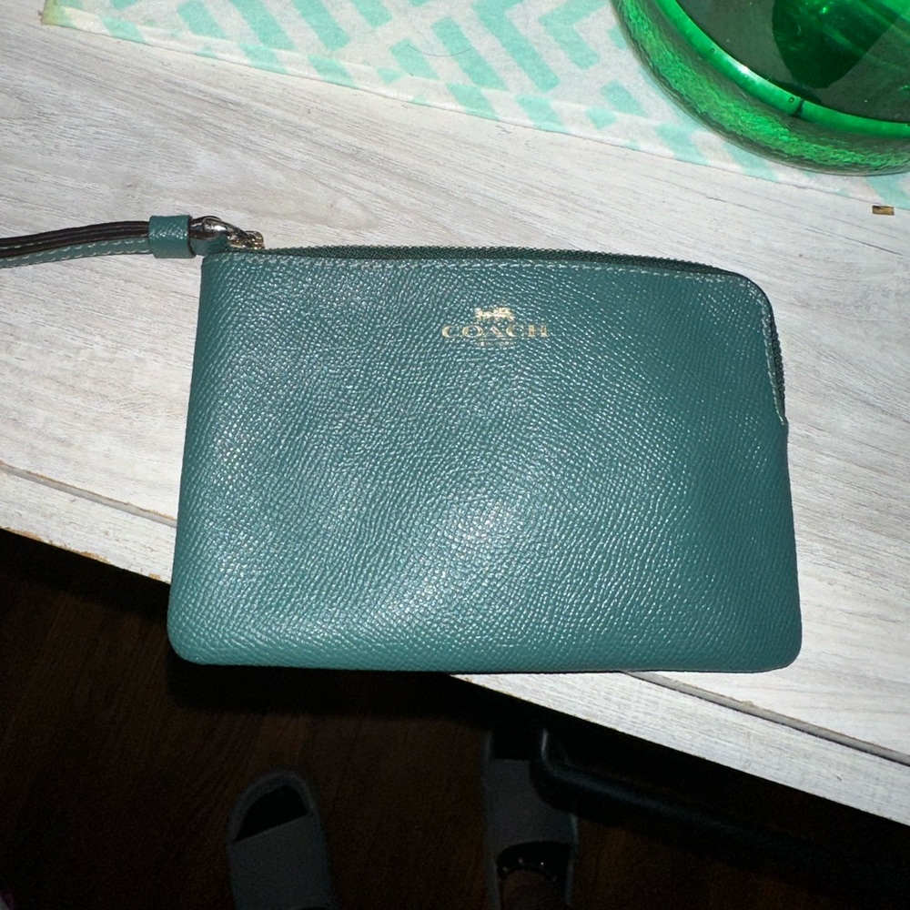 Coach Hand Wrist Wallet - Gem